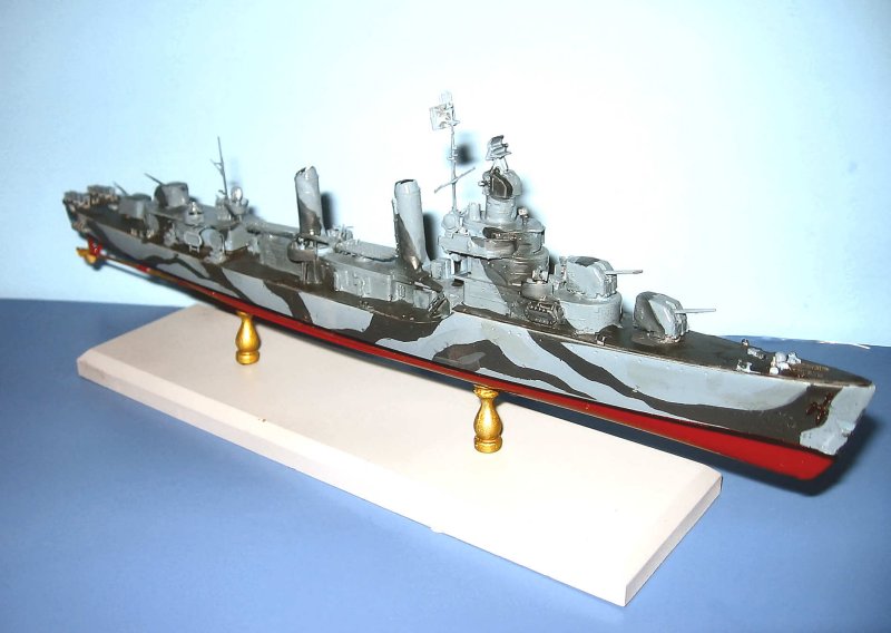 USS Livermore DD-429 (1/350 Scale) Vessel Model Kit| Eugene Toy & Hobby