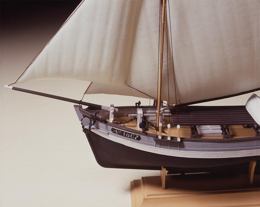 Thonier Armor 2-Masted Sailing Ship (1/125 Scale) Plastic Boat Model K ...