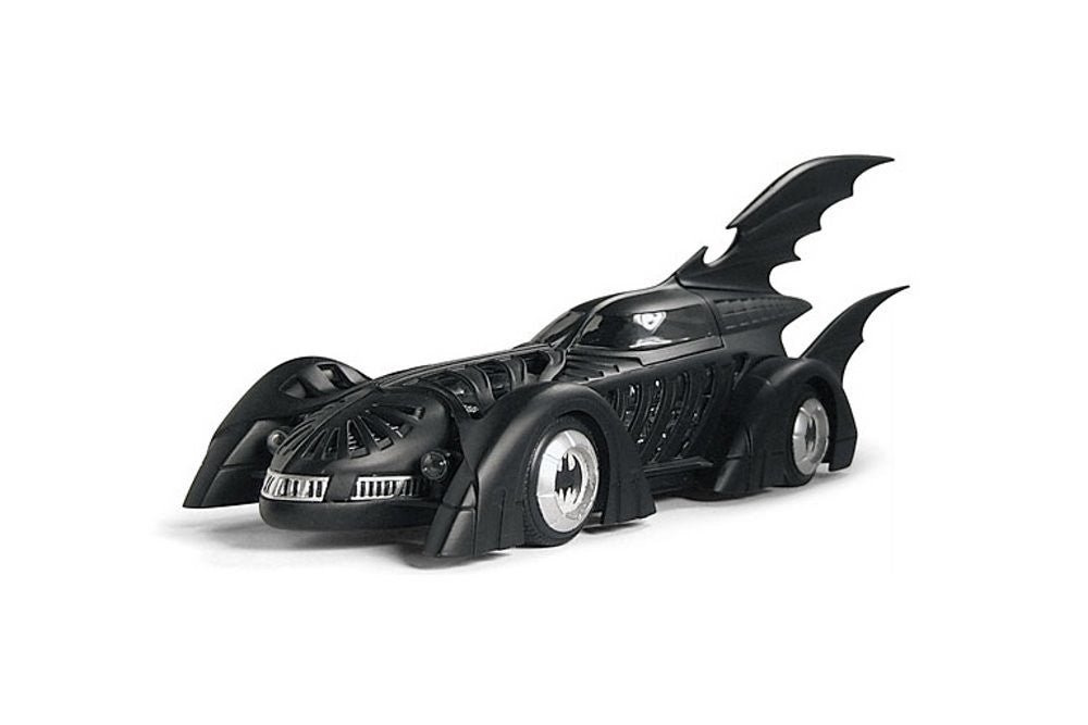 1:25 Scale Batmobile AMT Batman Forever Batmobile 1:25 Scale Model Kit ...