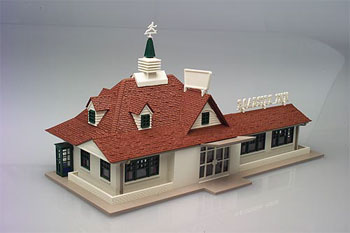 Roadside Restaurant Kit HO Scale HO Scale| Eugene Toy & Hobby