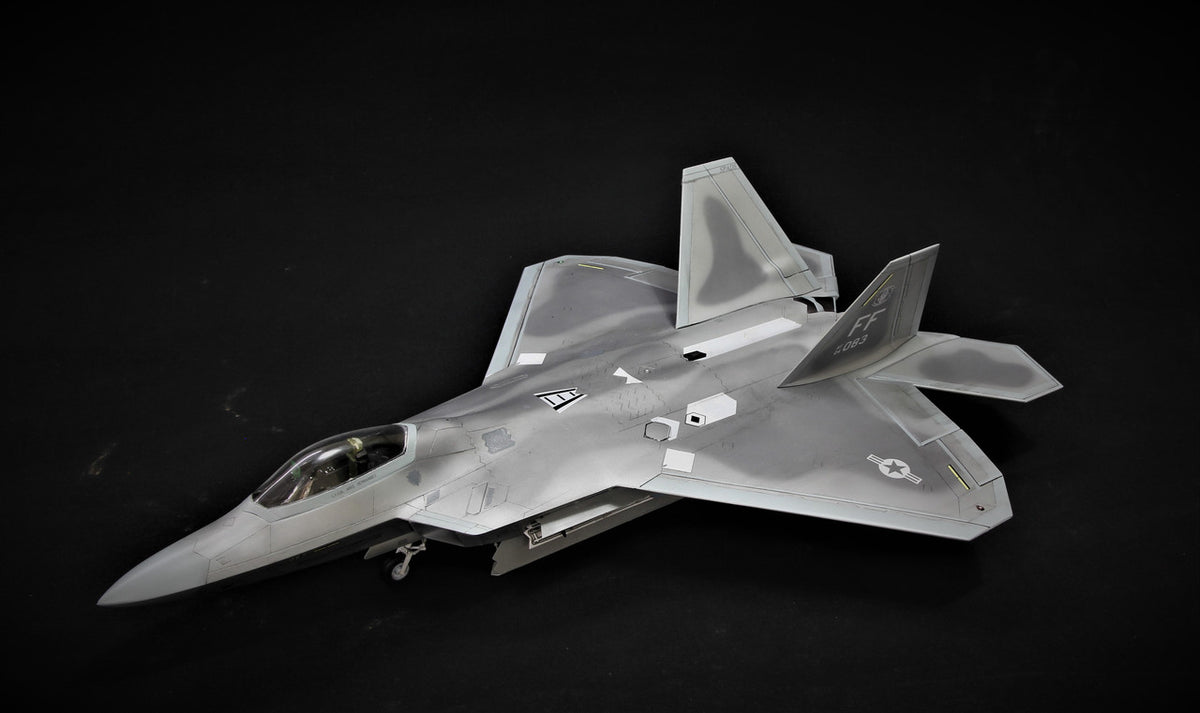 F-22A Raptor (1/48 Scale) Aircraft Model Kit| Eugene Toy & Hobby